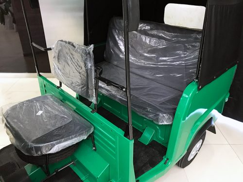 Grab teams up with Piaggio for premium tricycle service | VISOR
