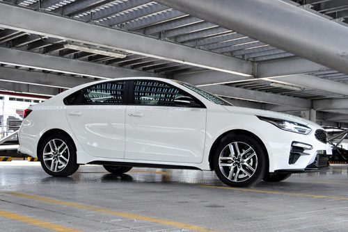 Kia Forte GT: The small-displacement turbo engine has won us over | VISOR