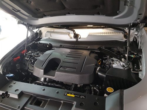 Land Rover PH shows off the all-new Defender 110 (and we love it) | VISOR