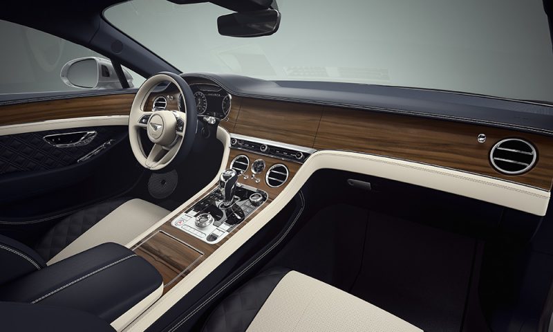 Bentley takes interior customization to a whole new level | VISOR