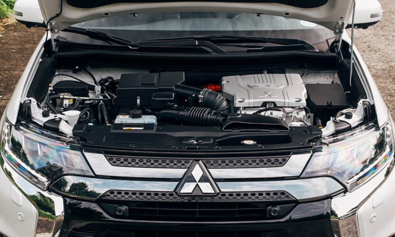 Electrified mass-motoring with the Mitsubishi Outlander PHEV | VISOR