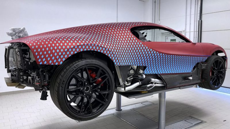 It took Bugatti more than a year to create this Divo’s livery | VISOR