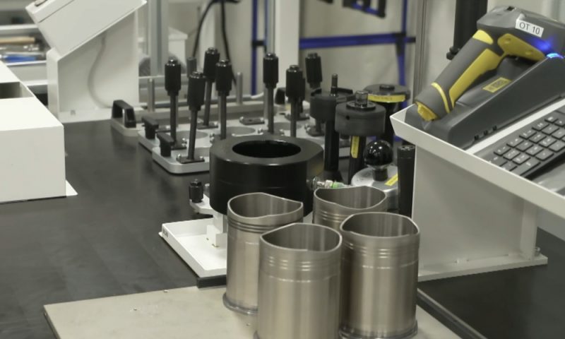 A virtual tour of the marvelous Maserati Nettuno engine | VISOR