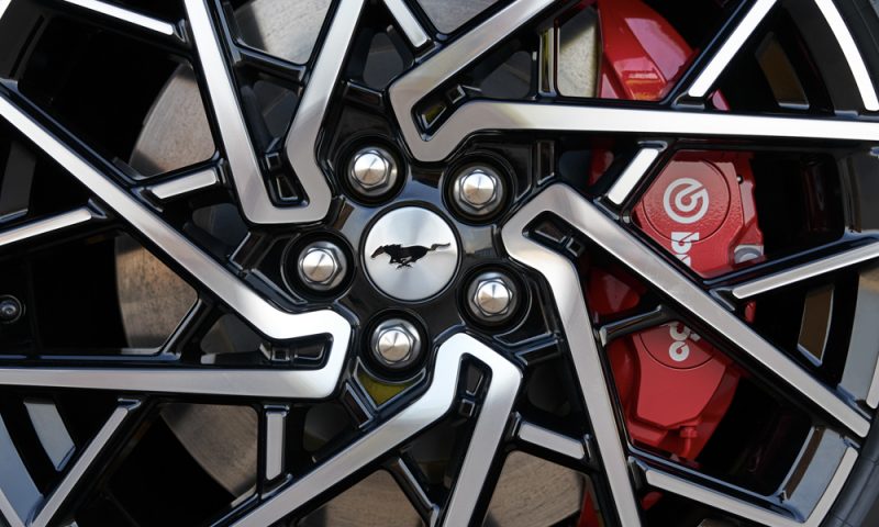 Hot versions of Ford Mustang Mach-E get illuminated badge | VISOR