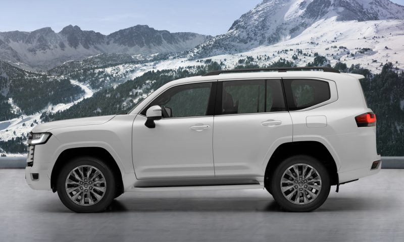 Is the all-new Toyota Land Cruiser 300 still an overbuilt tank of a ...