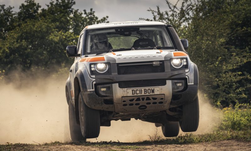 Bowler turns the Land Rover Defender into an off-road racing beast | VISOR