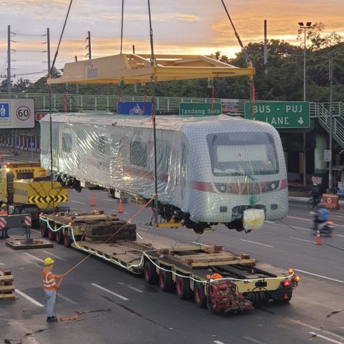 First MRT-7 trains have landed in PH | VISOR