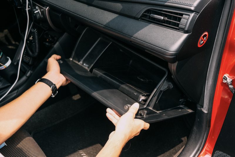 Here’s how to replace your car’s aircon filter | VISOR