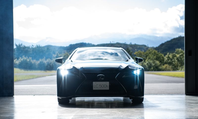 Lexus will take part in air racing | VISOR