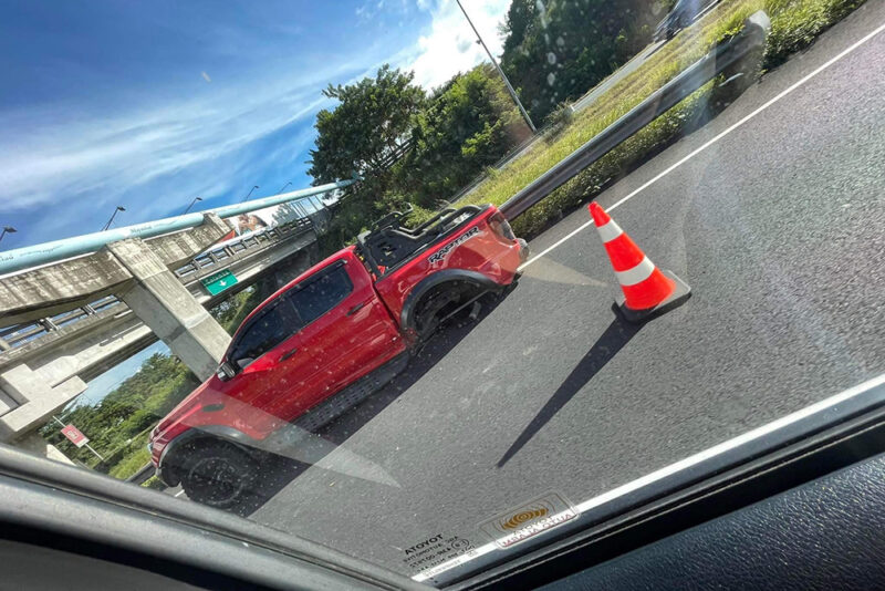 So, Ford says the Raptor in the viral photo had an accident | VISOR