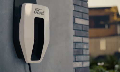 The Ford F-150 Lightning can now power homes using solar energy | VISOR