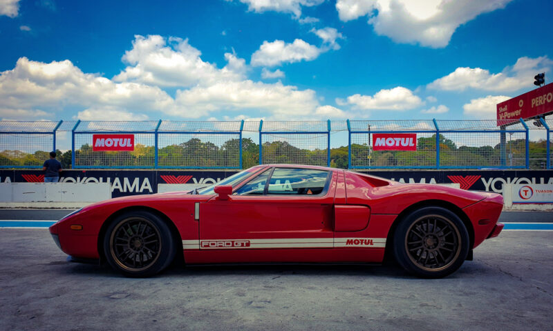 10 cars that look absolutely stunning in red | VISOR