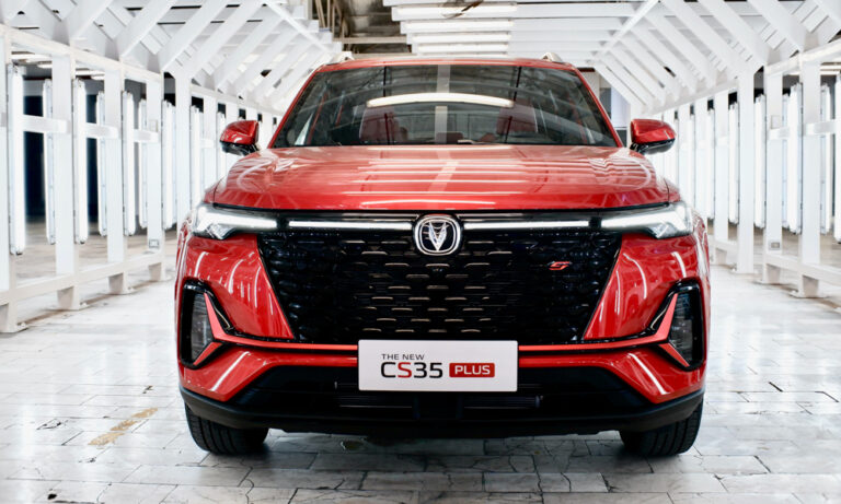 An updated and tech-heavy Changan CS35 Plus makes its debut | VISOR