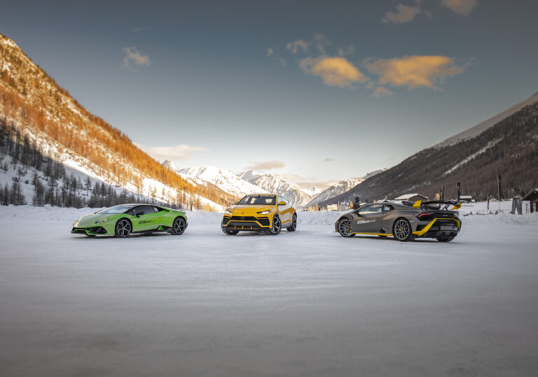Lamborghini invites its customers to unleash their bulls in the snow ...