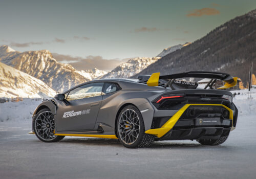 Lamborghini invites its customers to unleash their bulls in the snow ...