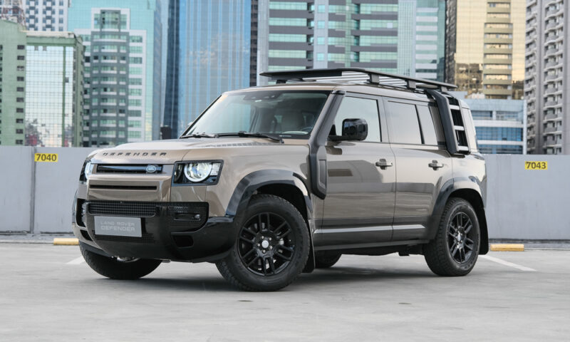 Photos: Land Rover Defender 110 with Explorer Pack | VISOR