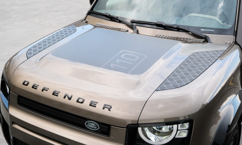 Photos: Land Rover Defender 110 with Explorer Pack | VISOR