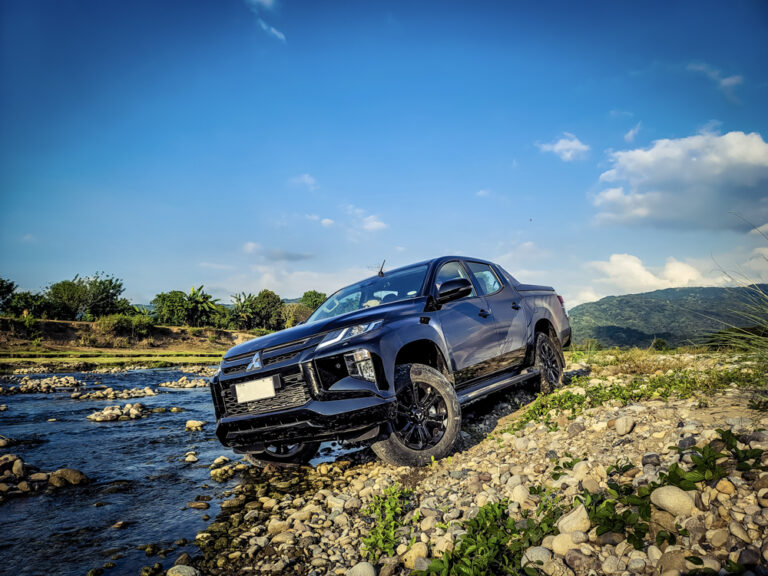 Mitsubishi Strada Athlete 4WD: The weird cab design still works | VISOR