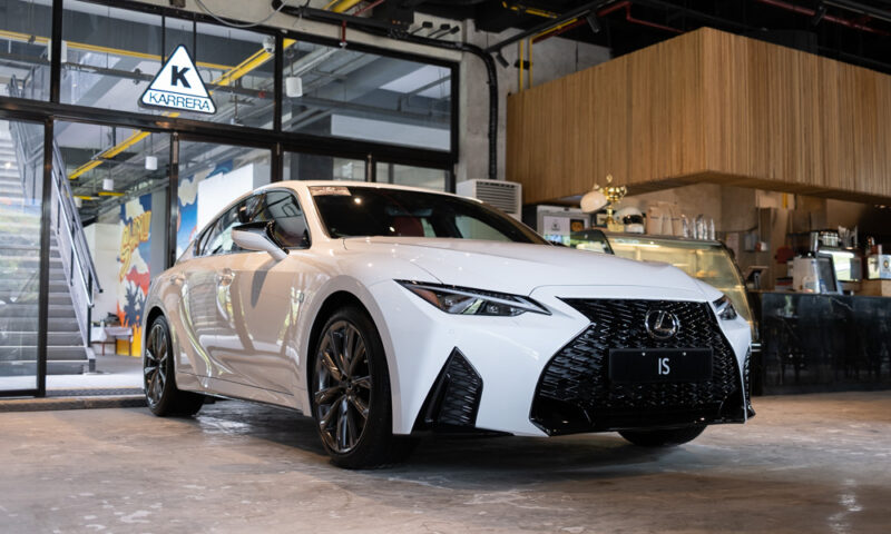 Photos: ‘Lexus Roadshow’ at Karrera Showroom | VISOR