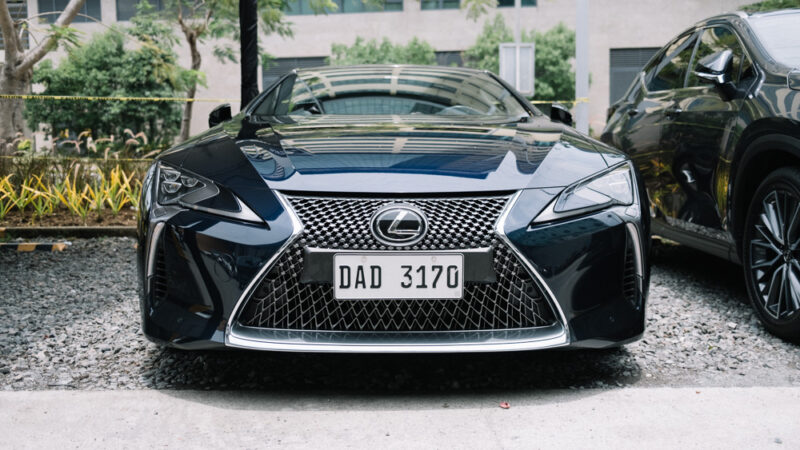 Photos: ‘Lexus Roadshow’ at Karrera Showroom | VISOR