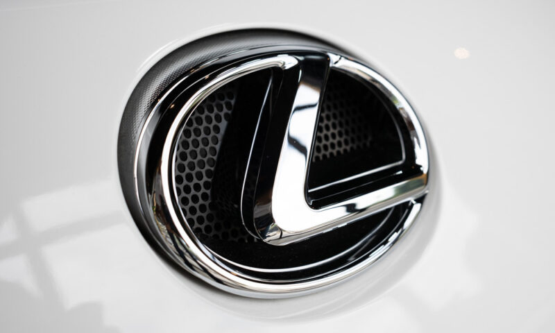 Photos: ‘Lexus Roadshow’ at Karrera Showroom | VISOR