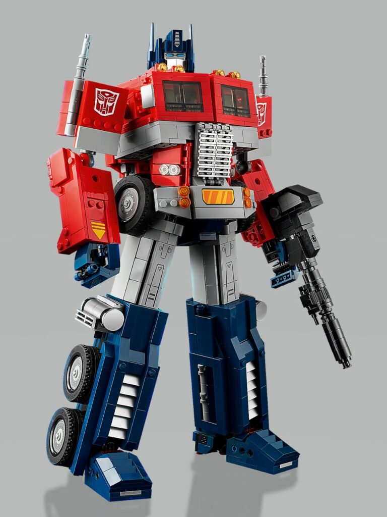 The Lego Optimus Prime also transforms | VISOR