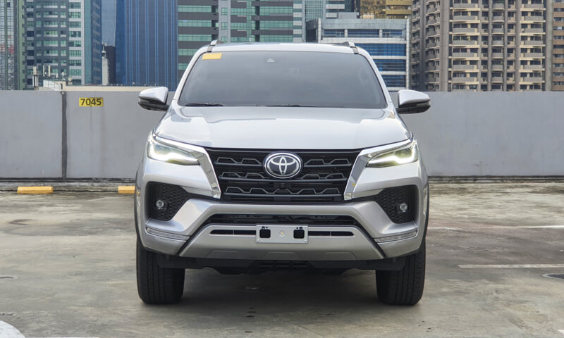 Toyota Fortuner Q AT: Mid-spec but top-notch | VISOR