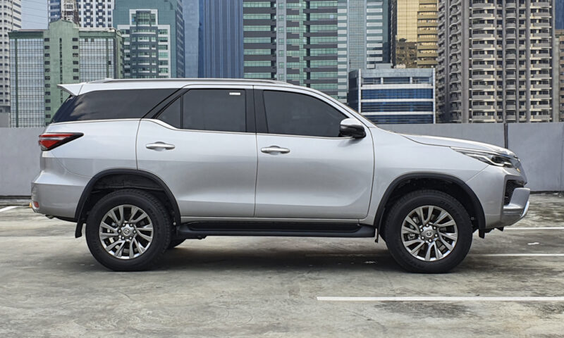 Toyota Fortuner Q AT: Mid-spec but top-notch | VISOR