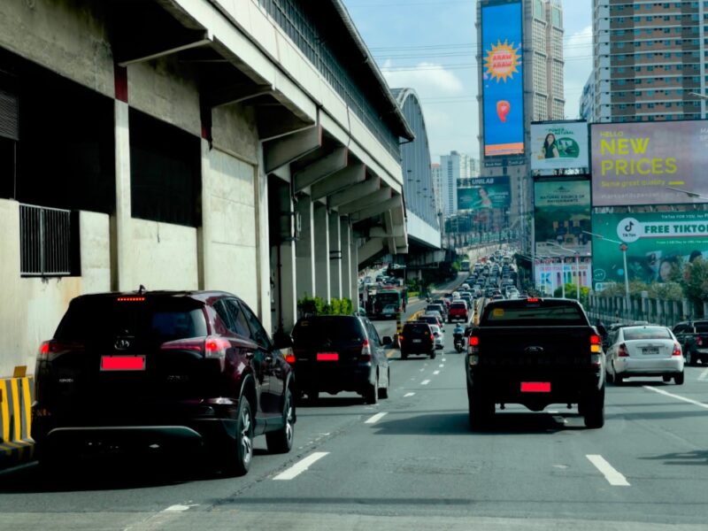 Ever wonder how many vehicles traverse EDSA every day? | VISOR