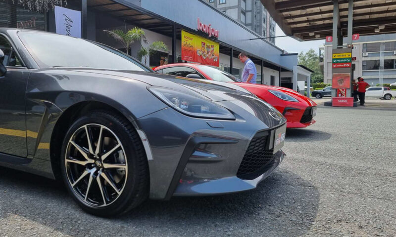 Taking the Toyota GR86 out for a quick drive | VISOR