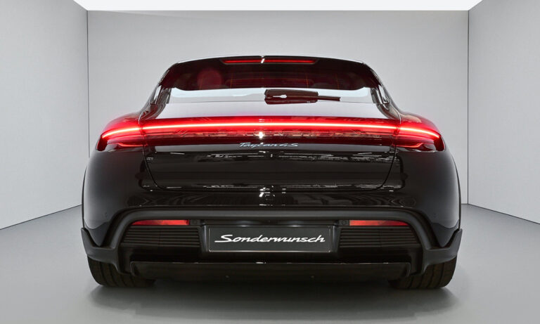 Blackpink’s Jennie has her own personalized Porsche Taycan | VISOR