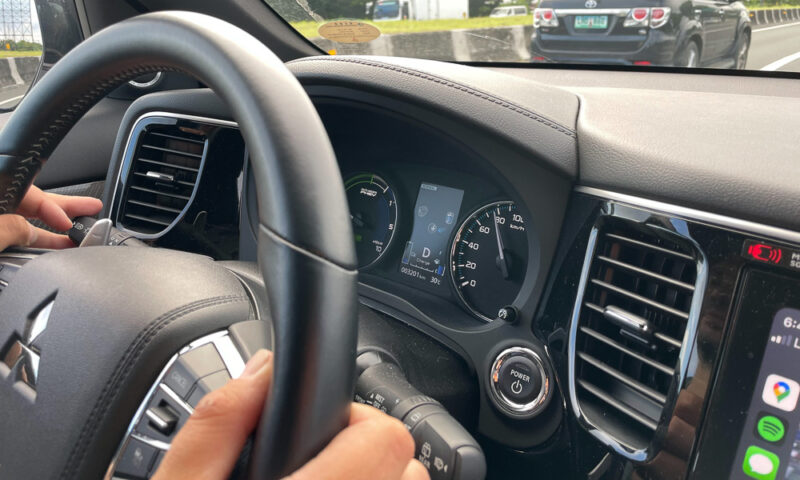 The Mitsubishi Outlander PHEV is a good entry into electric driving | VISOR