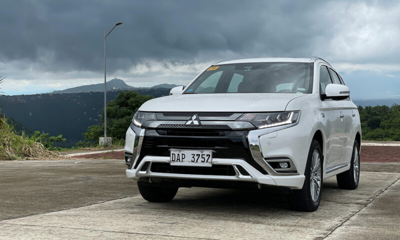 The Mitsubishi Outlander PHEV is a good entry into electric driving | VISOR