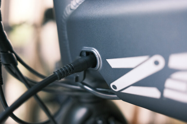 The Himo Z20 is good for the daily commute (if you don’t climb stairs ...