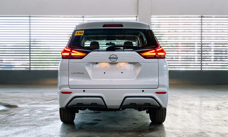 Nissan Livina VL AT: Rejoining the MPV segment with a familiar shape ...