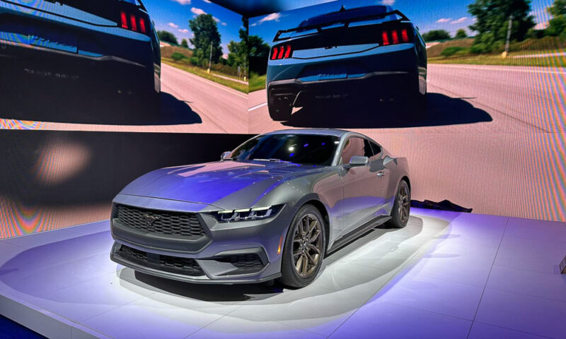 Photos: Los Angeles Auto Show 2022 | VISOR