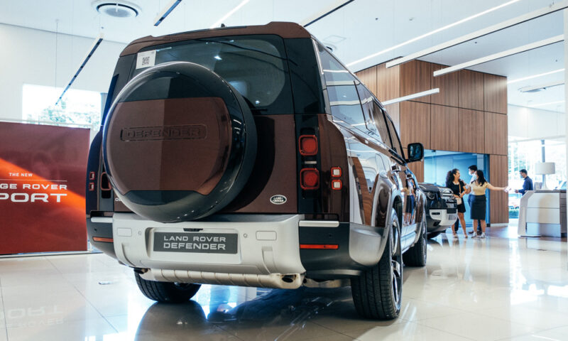 The extra-long Land Rover Defender 130 lands on our shores | VISOR