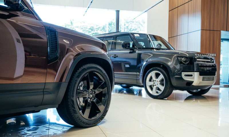 The extra-long Land Rover Defender 130 lands on our shores | VISOR