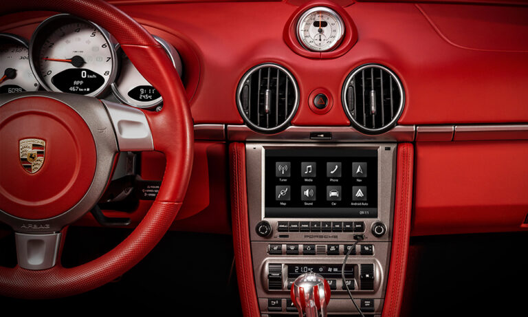 Here are modern infotainment systems for your aging Porsche | VISOR