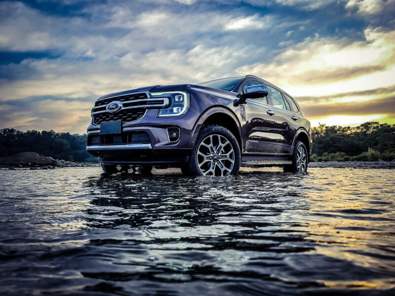 Photos: 2023 Ford Everest Titanium+ 4×4 | VISOR