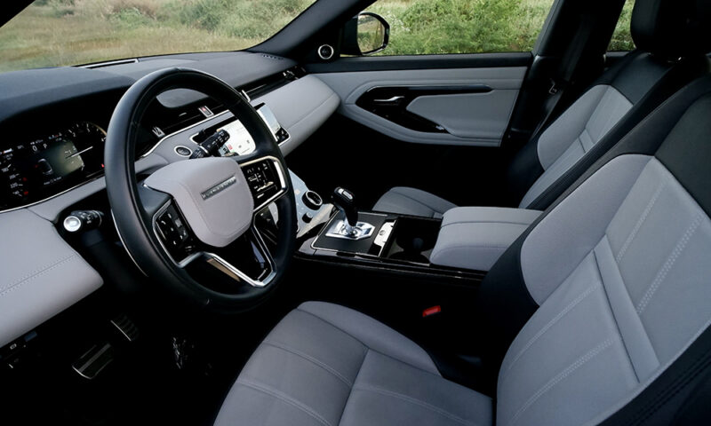 Range Rover Evoque R-Dynamic SE D200: All about the style statement | VISOR