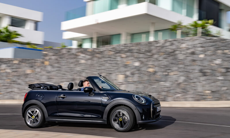 Mini launches a limited-edition electric convertible | VISOR