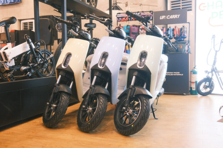 Popcycle Ebike Center opens its 1st in-mall store at Venice Grand Canal ...