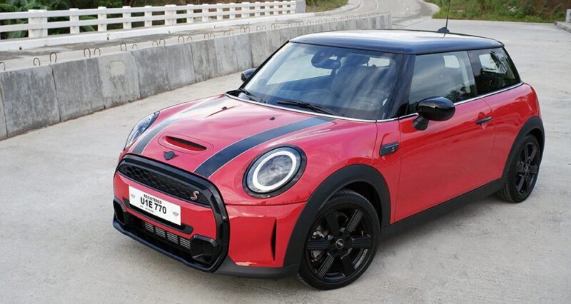 Mini Cooper S 3-door: Still big fun in this day and age | VISOR