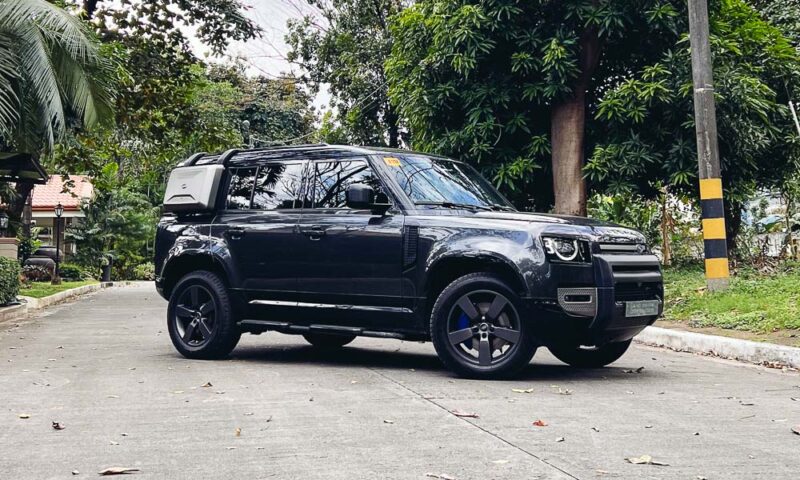 The Land Rover Defender 110 P400 is the best-balanced variant | VISOR