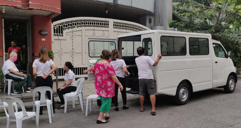 The Toyota Liteace is the perfect delivery van for this family business ...