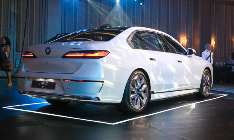 The latest BMW 7-Series lands in PH, starting at P8.99 million | VISOR