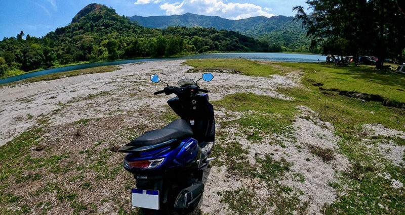 Visiting Lake Mapanuepe with the Suzuki Burgman | VISOR