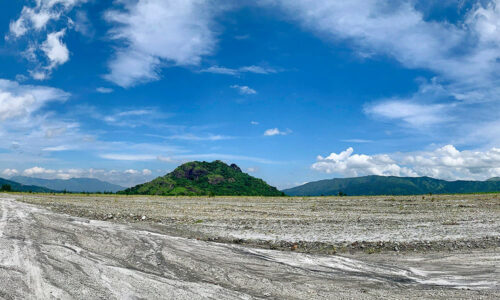 Visiting Lake Mapanuepe with the Suzuki Burgman | VISOR