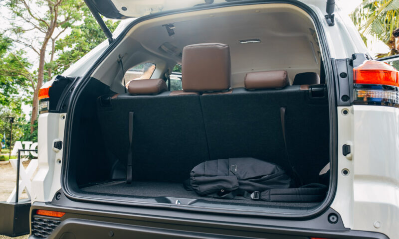 The Toyota Zenix wants to be your next hybrid MPV | VISOR